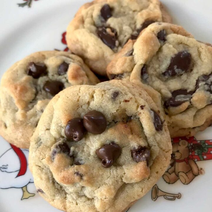 Large Batch Chocolate Chip Cookies - Cookie Madness