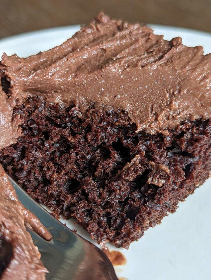 Almost Fat Free Chocolate Cake - Cookie Madness