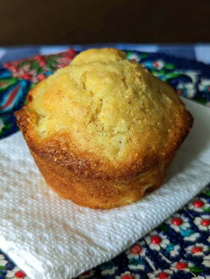 Pineapple Cornbread Muffins - Cookie Madness